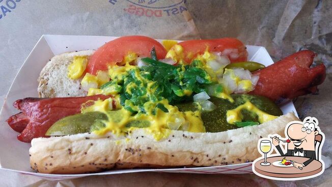 Menu at Gold Coast Dogs fast food, Chicago, Terminal 5 o'Hare Airport