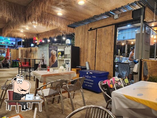 HAPPY FRIED RICE Pattaya, Pattaya - Restaurant menu, prices and reviews