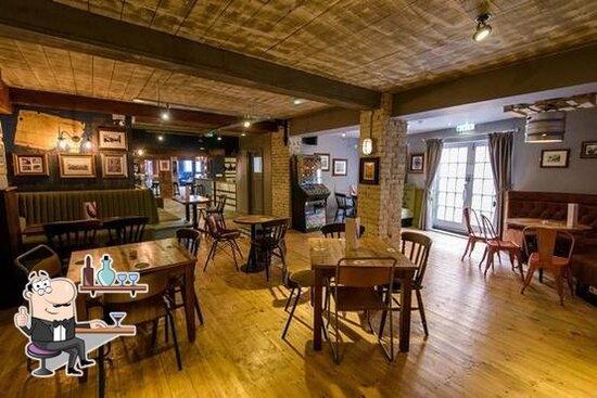 The Courthouse, Trowbridge - Restaurant menu, prices and reviews