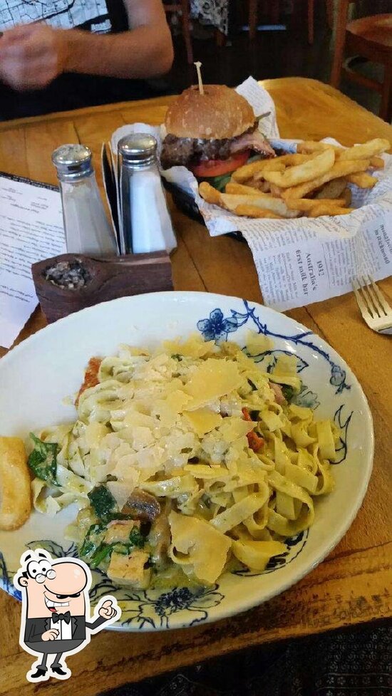 Menu at Jamberoo Pub, Jamberoo