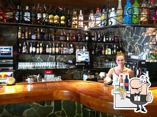 Menu at Pub Las Migas, El Bosque