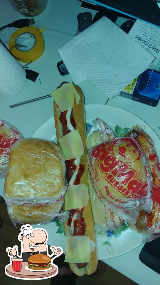 L.C Big Mak Burger Inc. pub & bar, Zarraga