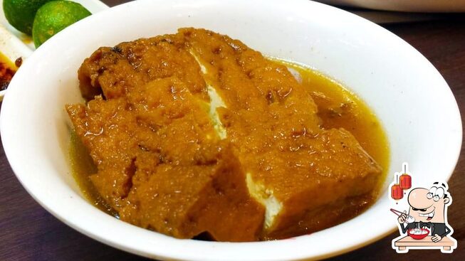 Eng Bee Tin Chinese Deli (Hopia King Bakery) - Binondo, Manila, 628 ...