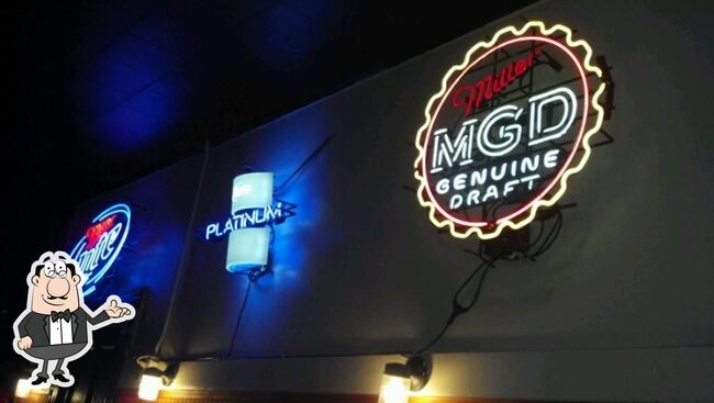 Regal Beagle, Ada - Restaurant menu, prices and reviews