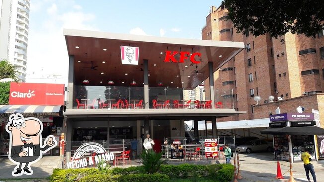 Menu at KFC restaurant, Bucaramanga