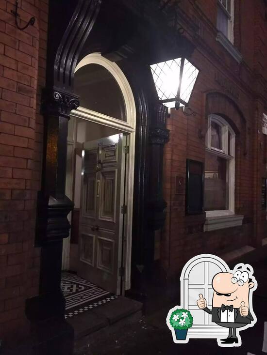 Finger Post Hotel, Stockport - Restaurant menu, prices and reviews