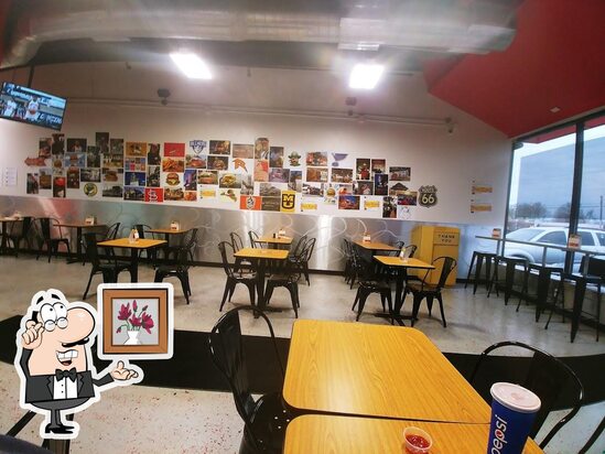 Bus Loop Burgers in Saint Ann - Restaurant menu and reviews