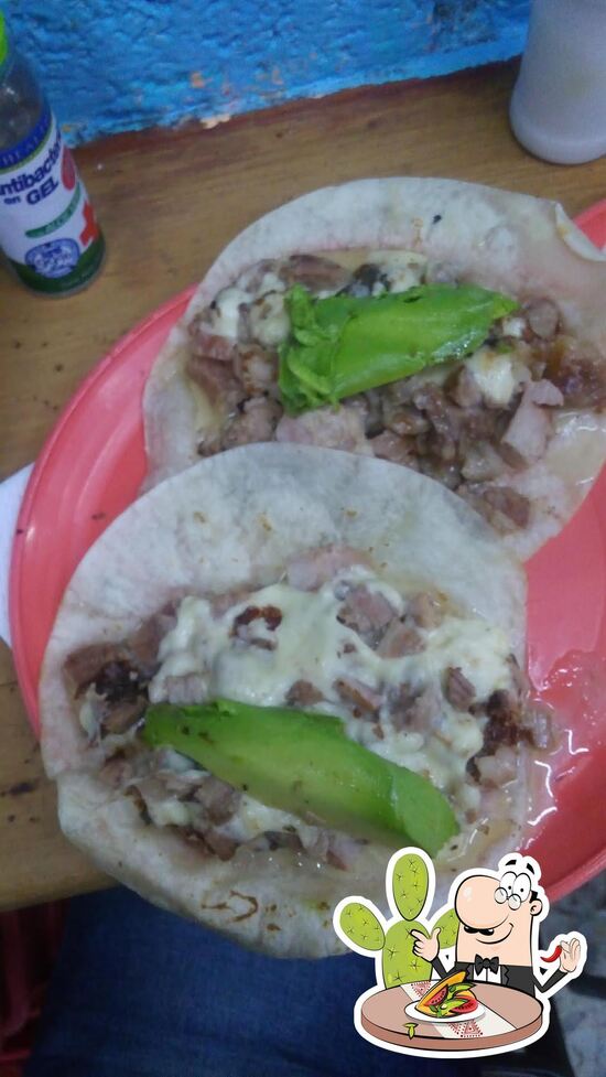 Menu at Tacos Cecy restaurant, Mexico City