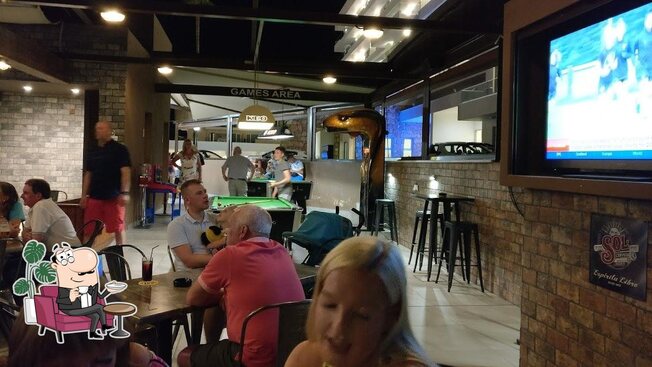 Rockafellas Bar, Protaras - Restaurant menu, prices and reviews