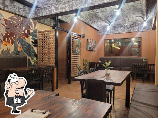Deli Cioso restaurant, Puerto Princesa, QP8Q+M22 - Restaurant reviews