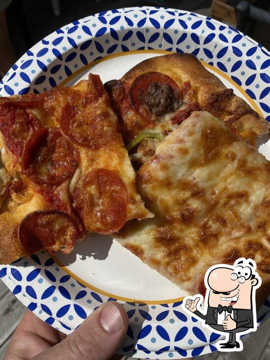 Menu at Oscar's Pizza Restaurant, Ludlow