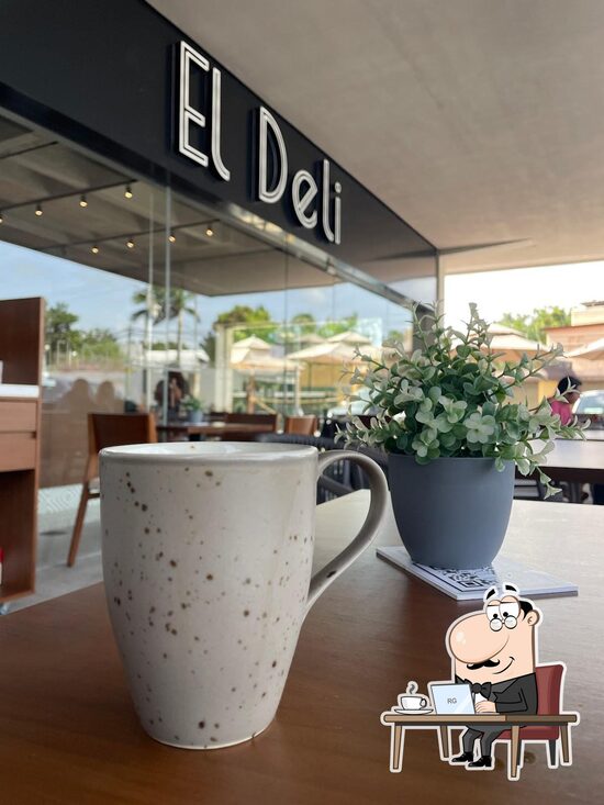 El Deli Huayacan, Cancún - Restaurant menu, prices and reviews