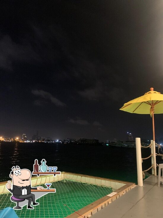 Tappia Floating Cafe Pattaya, Pattaya - Restaurant menu, prices and reviews