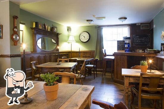Menu at The Crown, Heaton Mersey pub & bar, Stockport, 6 Vale Cl