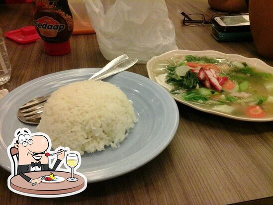 Food Paradise restaurant, Manado