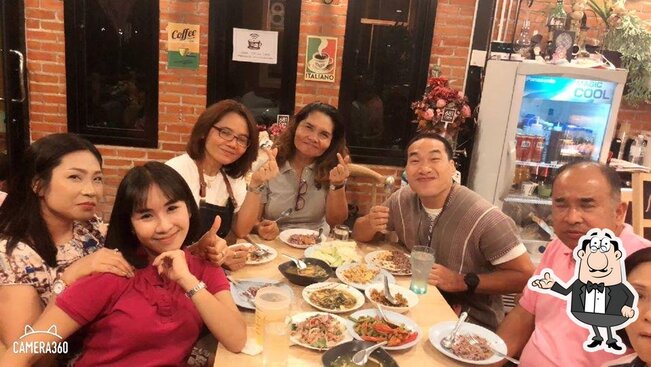 681 Cafe', Suan Dokmai - Restaurant reviews