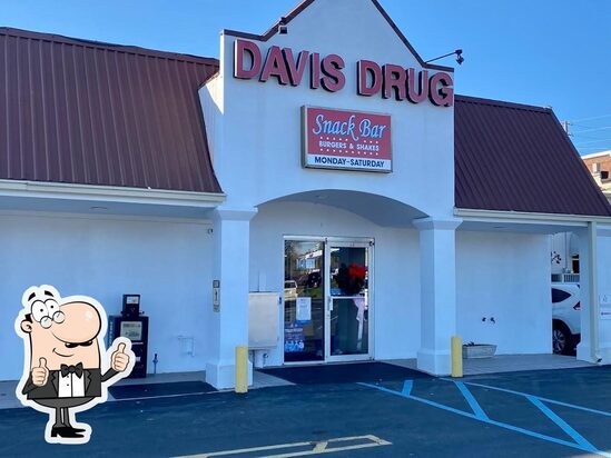 Menu at Davis Drug Snack Bar, Columbiana