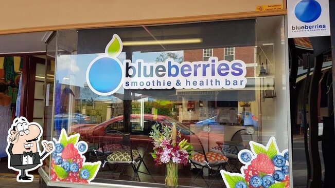 Menu at Blueberries Smoothie & Health Bar, Maclean