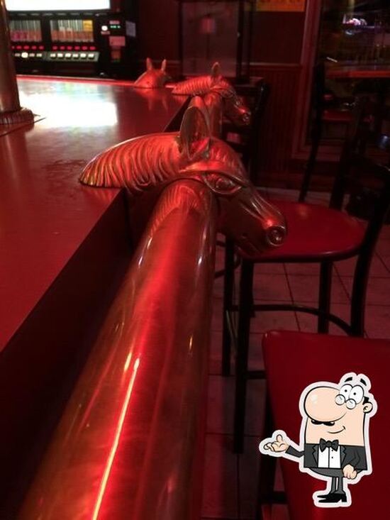 Track's Bar & Grill in Saint Paul - Restaurant reviews