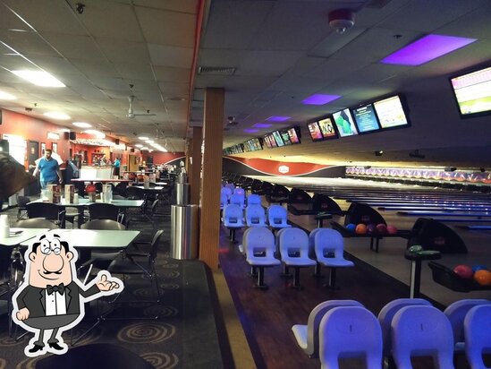 AMF Circle Lanes in East Haven - Restaurant menu and reviews