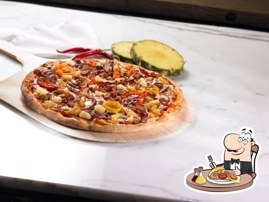 Menu at Pizzaville pizzeria, Oshawa, Simcoe St N
