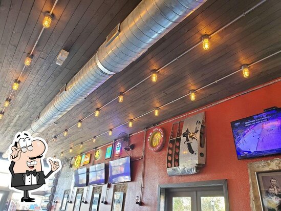 Menu at 600 Degrees Round Rock (Slapbox Round Rock) pub & bar, Round Rock