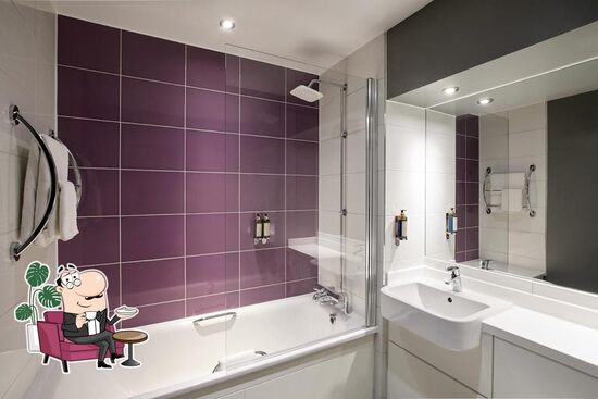 Menu at Premier Inn London Uxbridge Town Centre hotel, Uxbridge