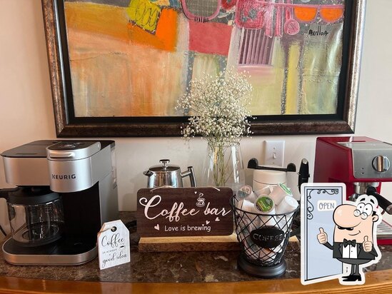 Menu at The Villagers Cafe and Cakes, Raleigh