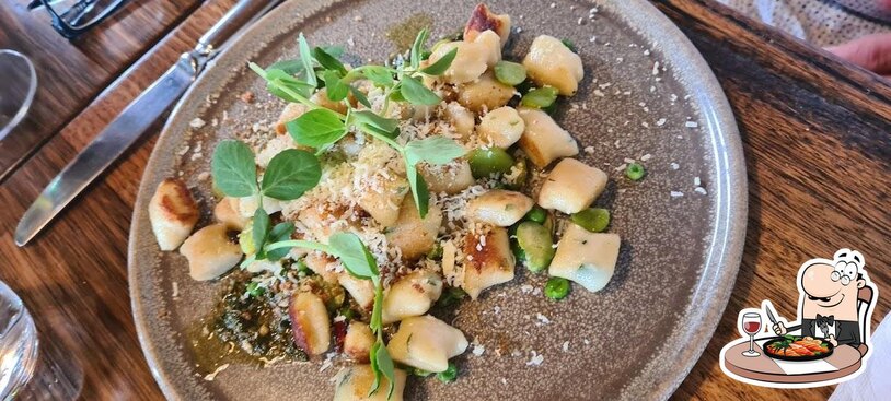 Pier 10 Winery in Shoreham - Restaurant menu and reviews