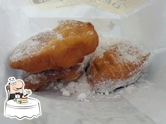 Cafe Beignet, Decatur Street, 600 Decatur St in New Orleans ...