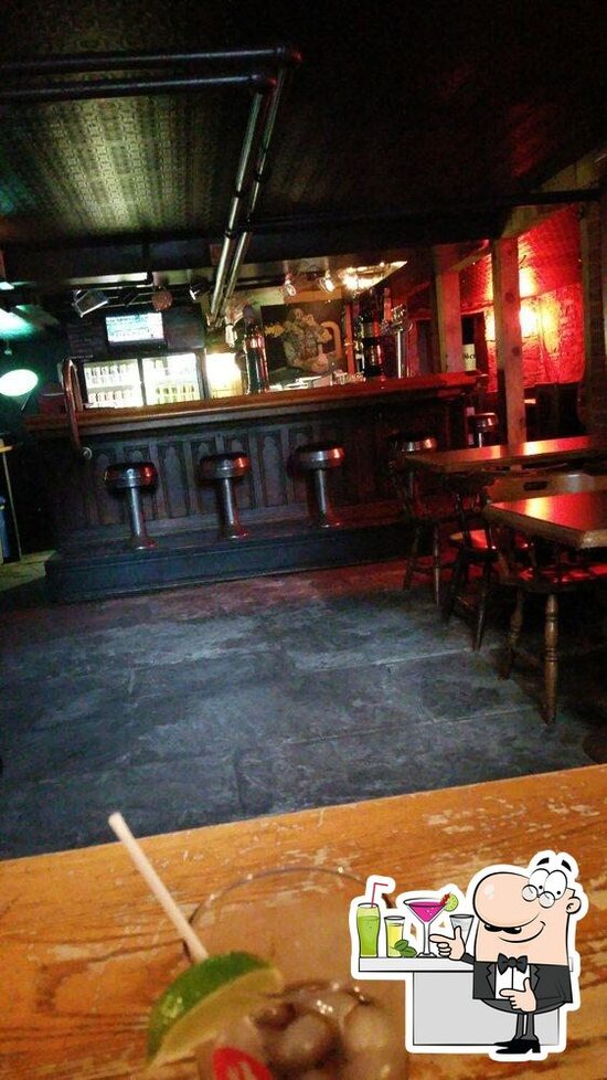 Doors Pub: Taco Joint & Metal Bar in Hamilton - Restaurant reviews