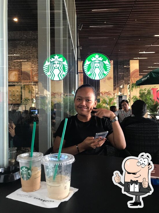 Menu at Starbucks cafe, Condongcatur