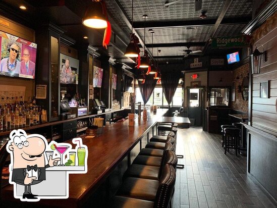 Menu at Ridgewood Station Tavern pub & bar, Wantagh