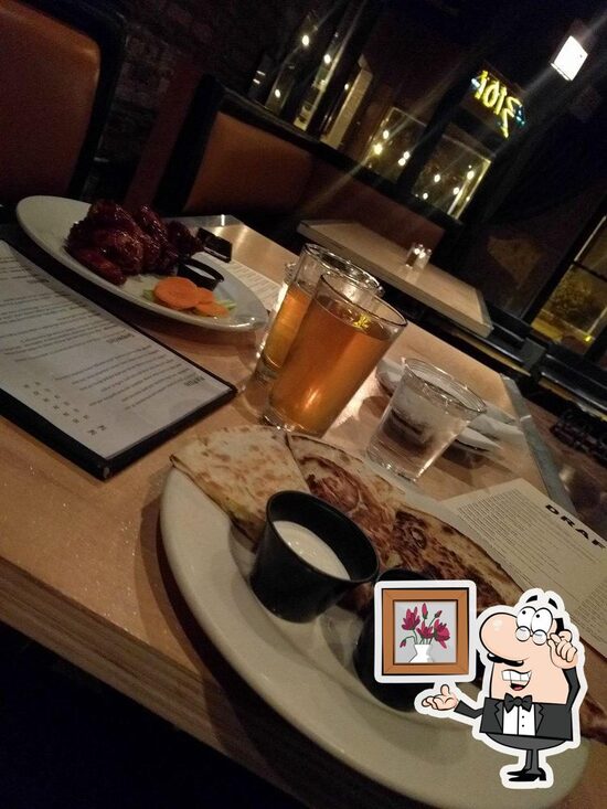 Matilda, Chicago, Belmont - Restaurant menu, prices and reviews