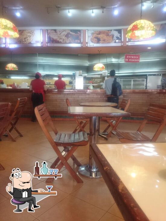 Mister Pollo La colina restaurant, Pasto, Calle 18 No.41a1 - Restaurant ...