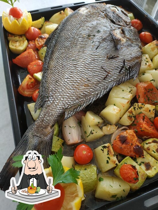 Barbarossa Seafood Tavern & Pizza, Qeparo - Restaurant reviews