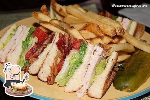 Chicky Chicky Bar & Grill in Toronto - Restaurant menu and reviews