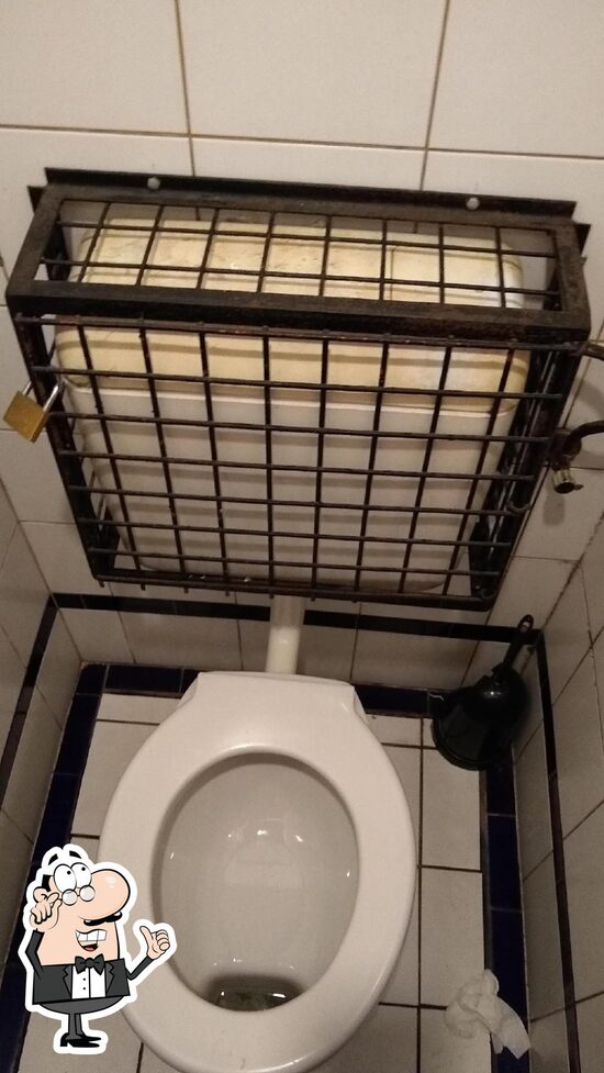 Kitsch pub & bar, Vienna - Restaurant reviews