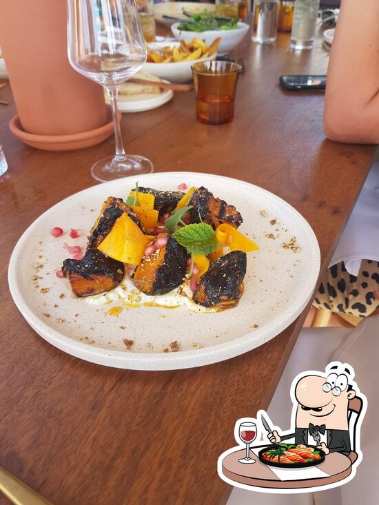 Coogee Common in Coogee - Restaurant menu and reviews
