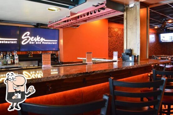 Seven Bar and Restaurant in Chicago - Restaurant menu and reviews