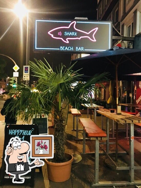 Shark Beach Bar, Hamburg - Restaurant menu, prices and reviews