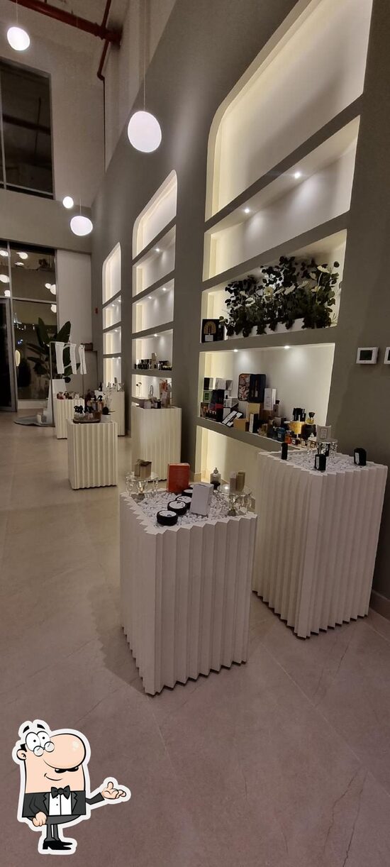 One Roof Boutique and Café - Restaurant menu, prices and reviews