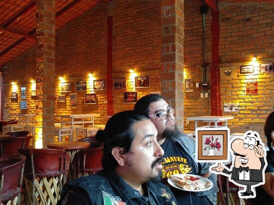 Pizzeria Bugatti, Mezcales - Restaurant reviews