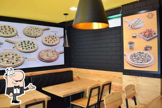 Circle of crust, Pune, HQ6P+P2M - Restaurant reviews