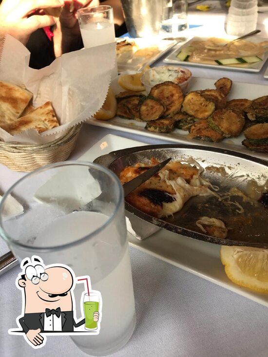 Mythos Greek Taverna in Cliffside Park - Restaurant menu and reviews
