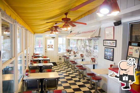 Menu at Gordy's Hi-Hat restaurant, Cloquet
