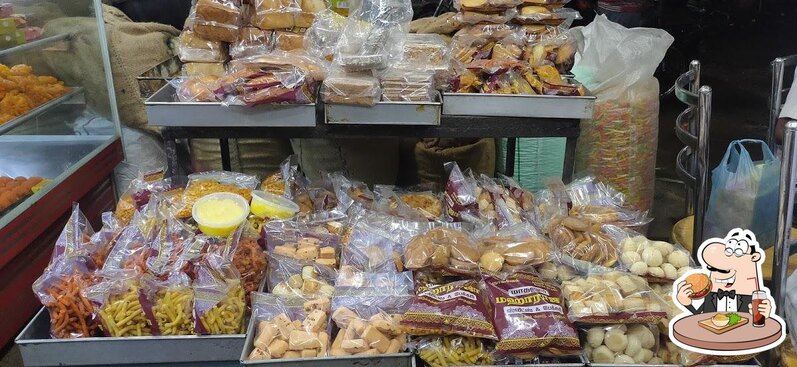 Menu at Maharaja sweets and bakery, Madhanur