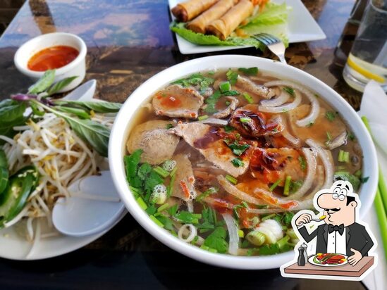Menu at Phở Linh Vietnamese Grill restaurant, Albuquerque, Central Ave SE