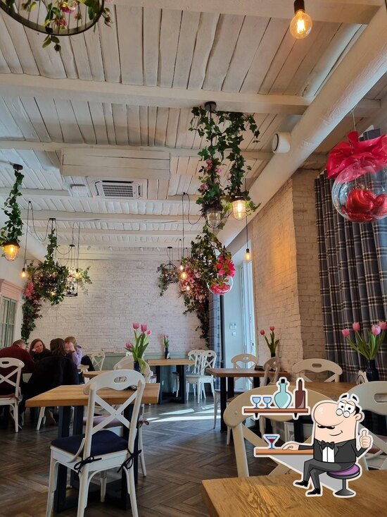Kawiarnia Beza, Torun - Restaurant menu, prices and reviews