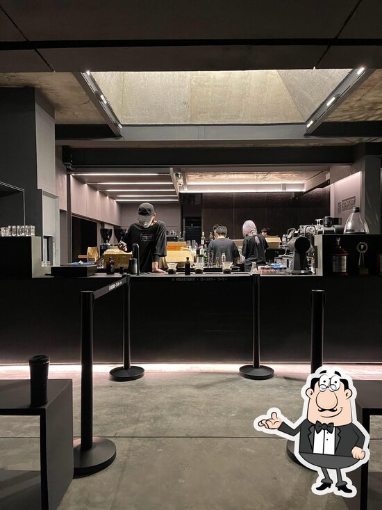 Roast8ry Coffee Flagship Store, Chiang Mai - Opiniones del restaurante